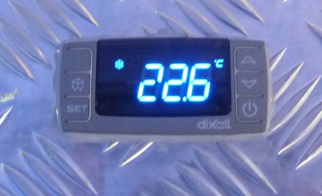 Electronic Temperature Display